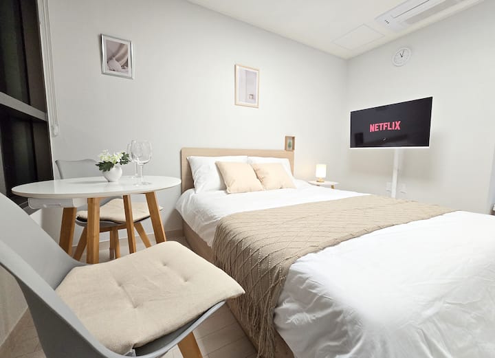 Stay On Songdo(스테이온 송도)
26층 시티뷰 - Incheon