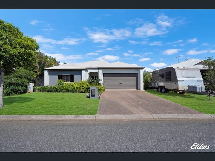 2 Bedroom House With Pool - Humpty Doo