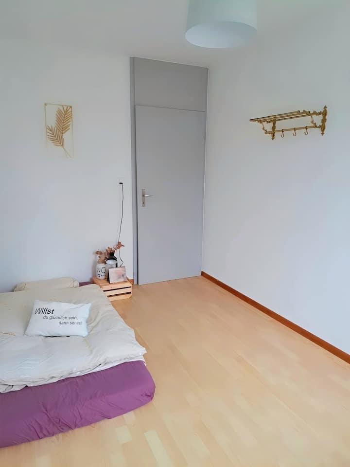 Helles Zimmer – Zentral Zwischen Stadt Und Land - Bienne