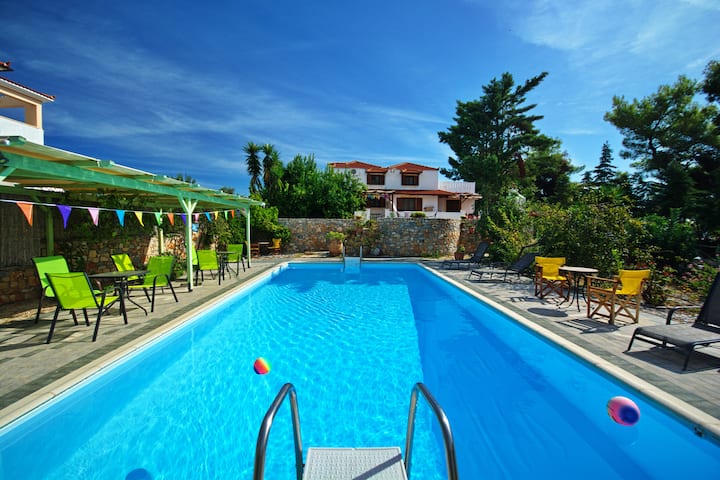 Kamelia Villas / Villa 1 - Alonnisos