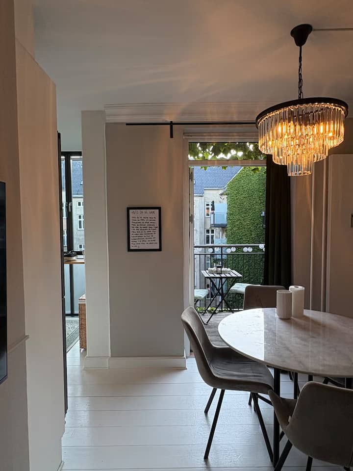 Sunny Entire Apartment Balcony & Central - Copenhaguen