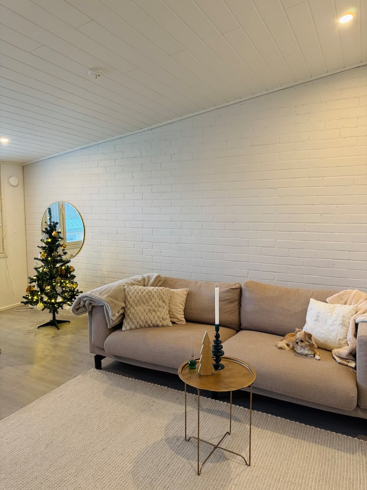 Viihtyisä Ja Tilava Rivitalohuoneisto - Salo, Suomi