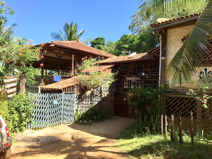 Flat Com Quarto, Sala Cozinha, Banheiro E Varanda - Itacaré