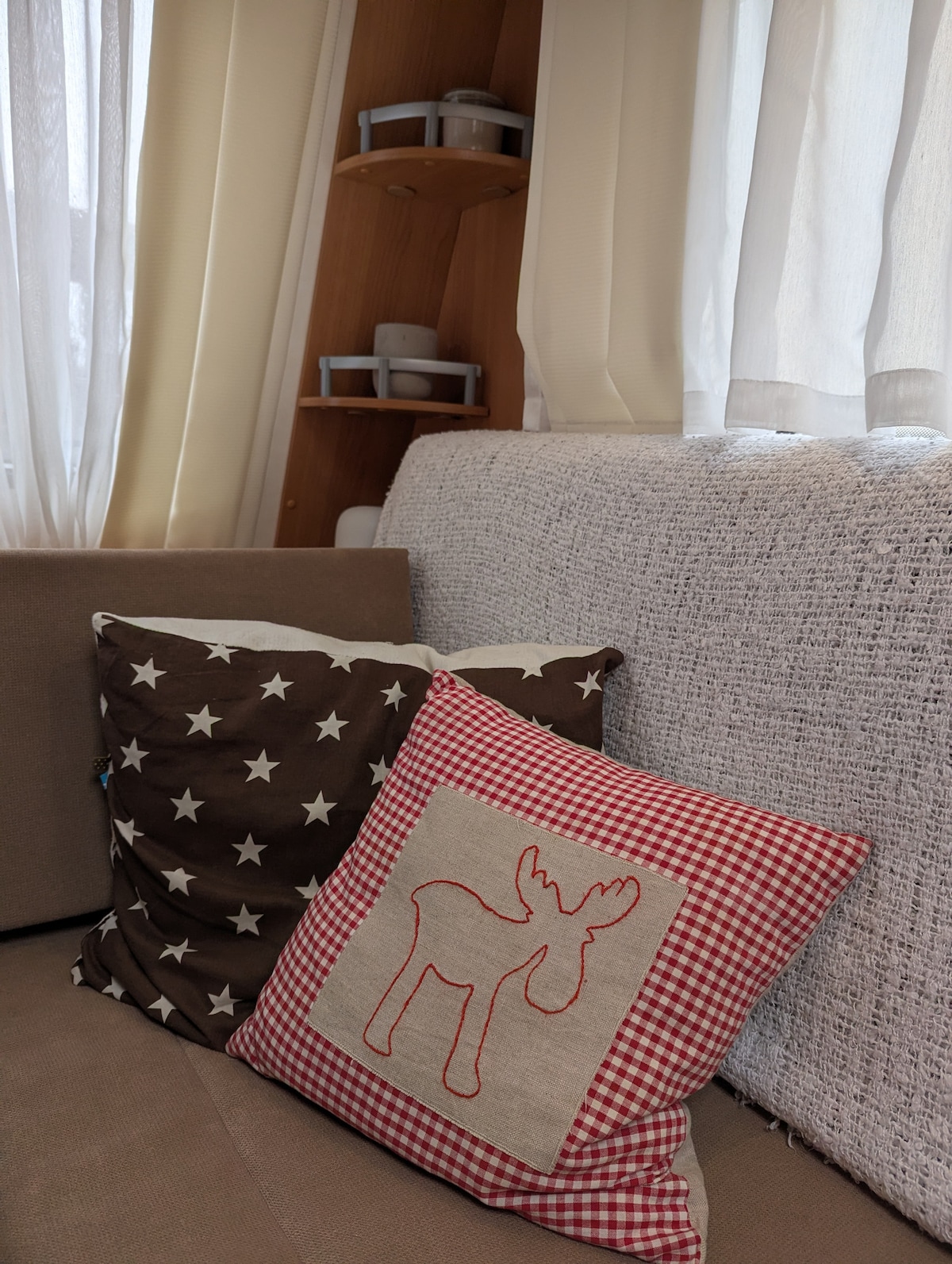 Cozy city caravan in Schwabach - Campers/RVs for Rent in Schwabach ...