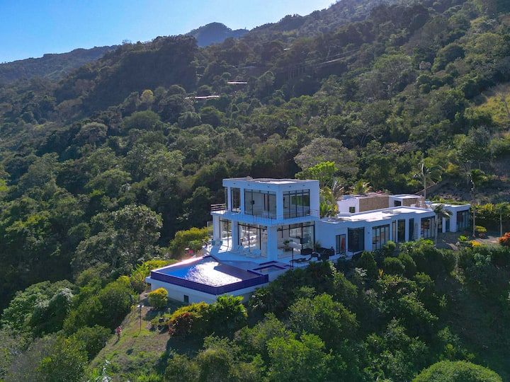 Mansion Casa Blanca Exclusive - Villeta