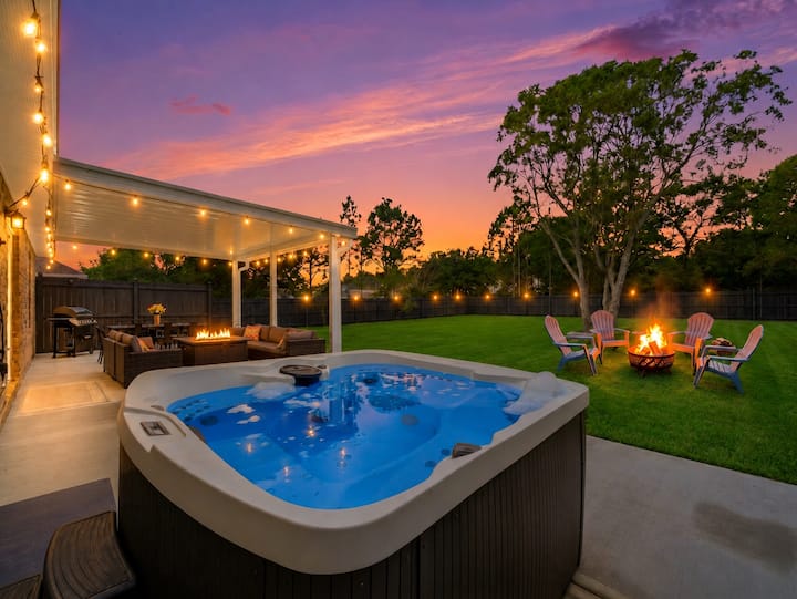 Near Navarre Beach | Pets, Hot Tub, Sauna & Arcade - Navarre, FL