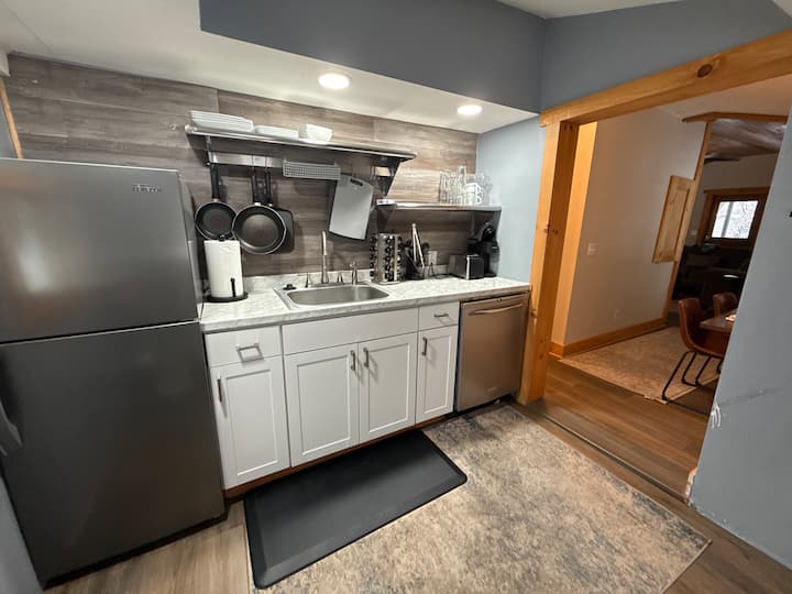 Beautiful Ranch Newly Renovated - Canandaigua, NY