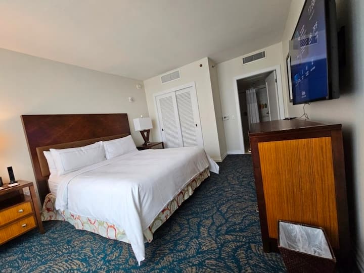 [3br Pent] Beautiful Resort Near Waikiki Beach - Honolulu, HI