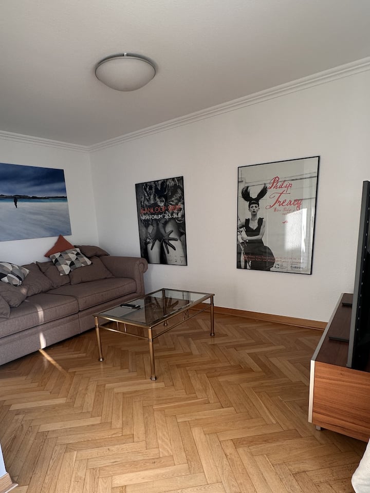 Ruhige Wohnung Mit Balkon - Düsseldorf