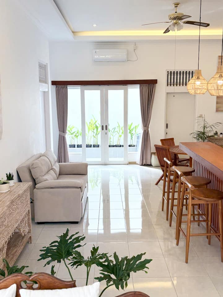 Sunlit Bali Hideaway | Stylish Stay Near Eateries - Bali