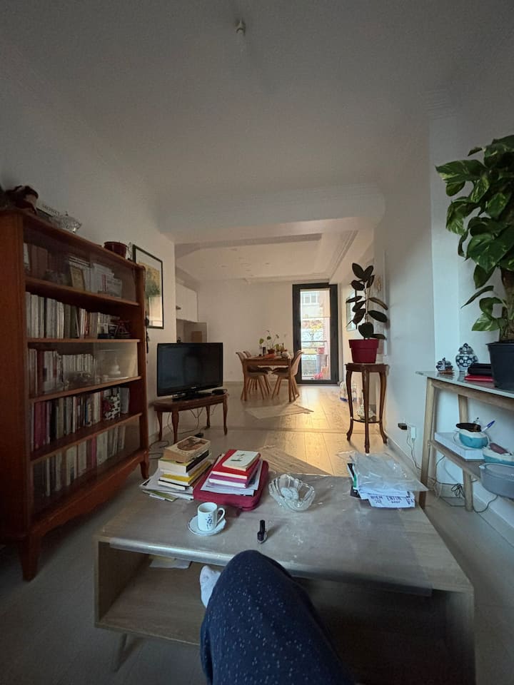 2 Pièces Lumineux, Calme, Métro 2 Min, Balcon - Montreuil