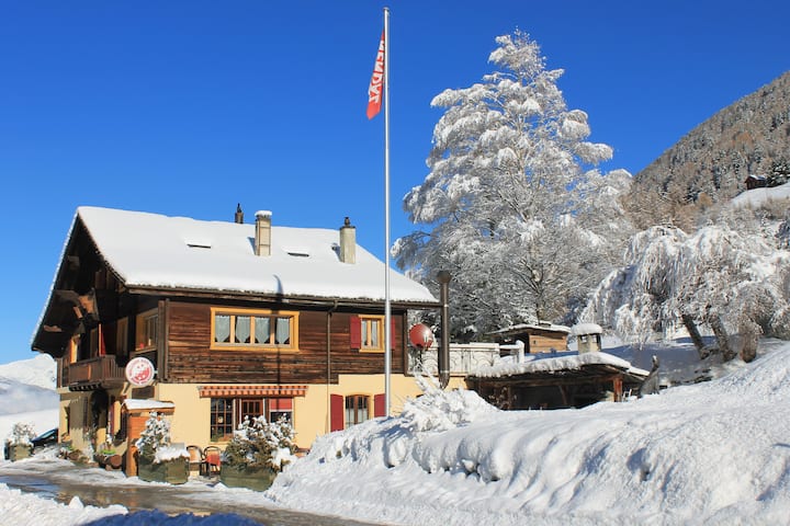 Auberge Au Cœur Des Bisses Et Des Pistes De Ski. - Canton du Valais