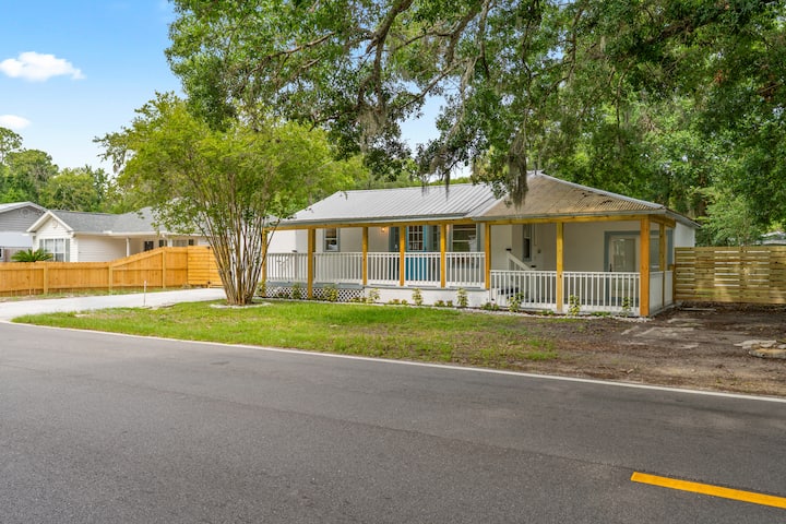 Stay At Sea Blue Cottage New Airbnb On The Market - St. Augustine, FL