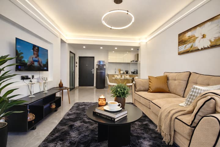 Family-friendly Home In-front Of Junction Mall - Kenya