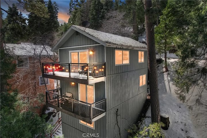 The Bear Cabin - Lake Arrowhead, CA