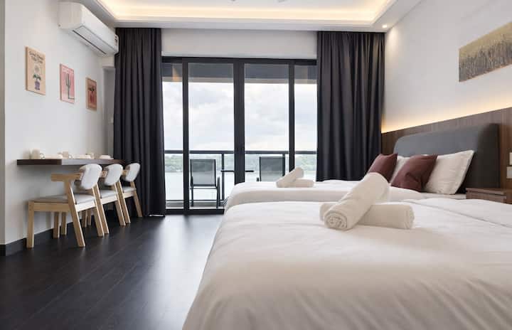 【Stunning Seaview Studio】r&f Seine Region 2 Beds - Woodlands