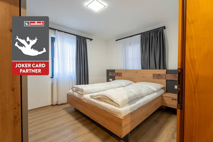 Alpenglück Apartments, Garden & Mountain Views - Saalbach-Hinterglemm