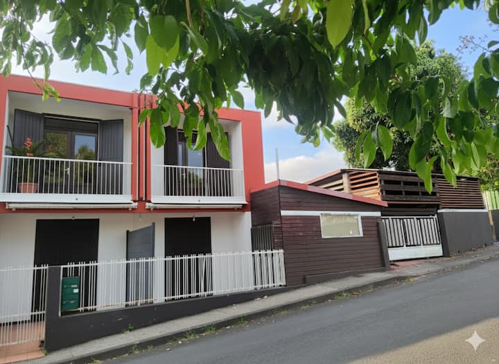 Tout A Pied - Fibre, Parking Sécurisé, Streaming - Saint Pierre