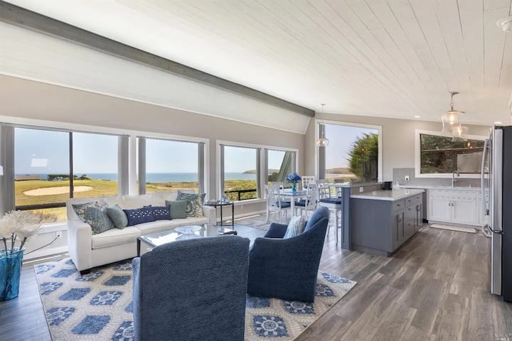 Harbor View Hideaway - Bodega Bay, CA