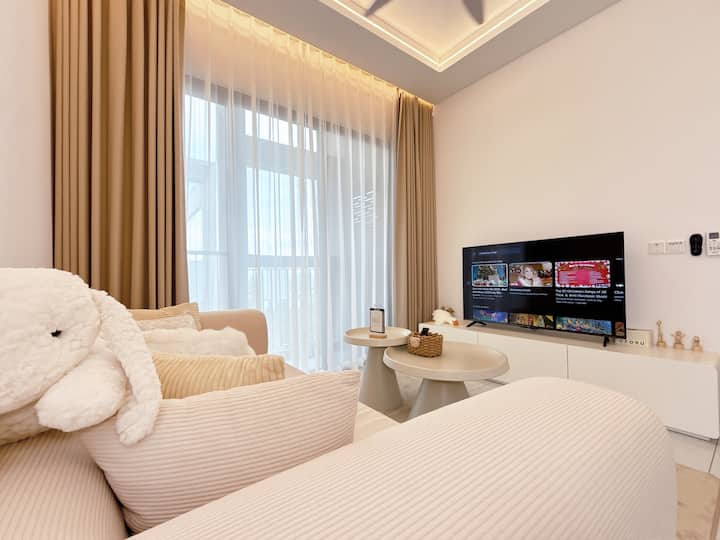 1-4pax Creamycozy@skytree Bukitindah/aeon/tuas Jb - Johor Bahru