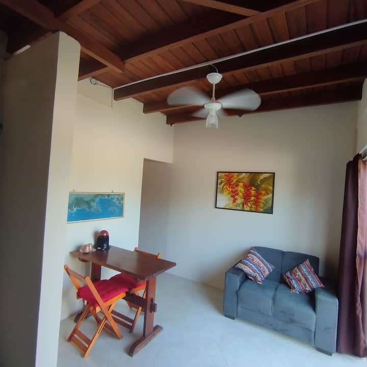 Casa Aconchegante Com Cozinha Bem Localizada. - Ubatuba