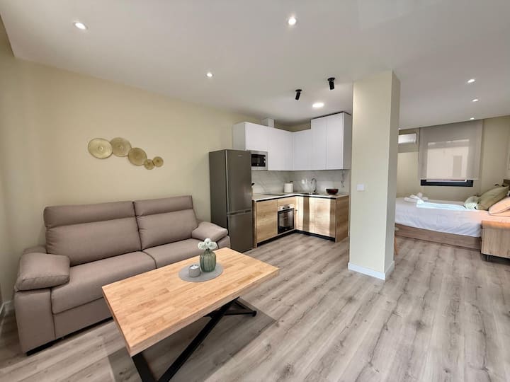 Rincón De Carmelitas 12-14 4º Alquiler Por Meses - Salamanca, Spain