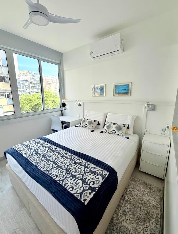 Elegant And Renovated Apartment At Copacabana - Rio de Janeiro