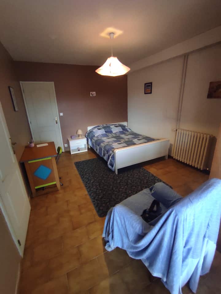 Chambres à La Campagne Au Calme à 5 Mn De Millau. - Millau