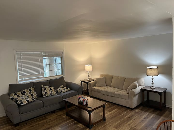 2br/2 Full Baths Apartment - Brookhaven