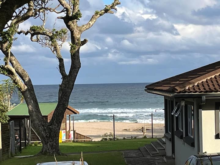 60 Metres From The Beach Is 500 Hove Crescent - Port Edward