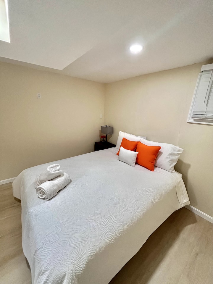 Soothing 1bd/1ba Apt In Bethesda Nr Metro & Nih - Bethesda, MD