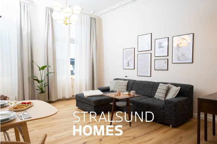 Am Bahnhof - Ferienwohnung 2 - Raum Mit Balkon - Stralsund