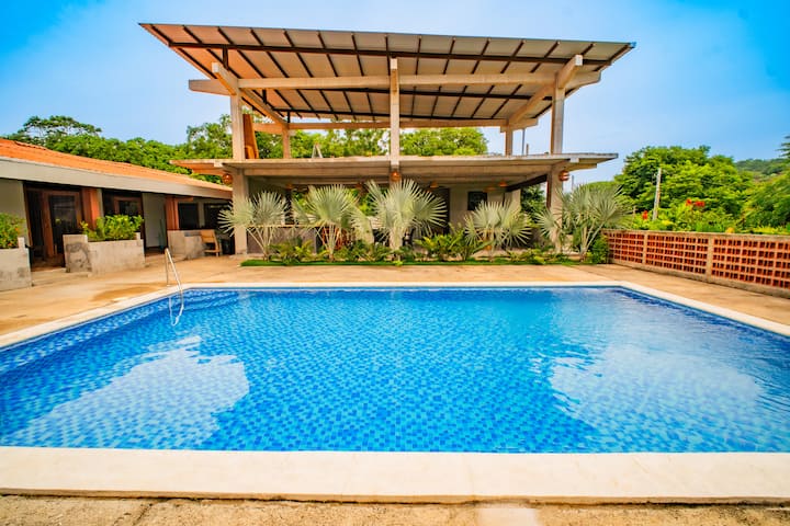 Casa Las Flores - Un Lugar Mágico - El Salvador