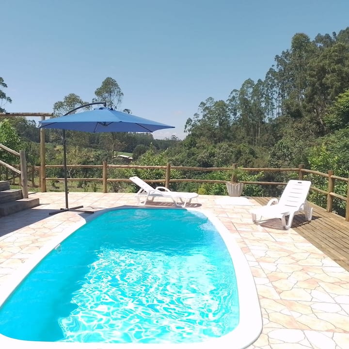 Linda E Ampla áRea
De Festas E Com Piscina. - Rio do Sul