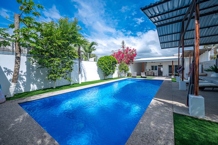 Casa Alegria- Jaco Beach Great Location - Jaco