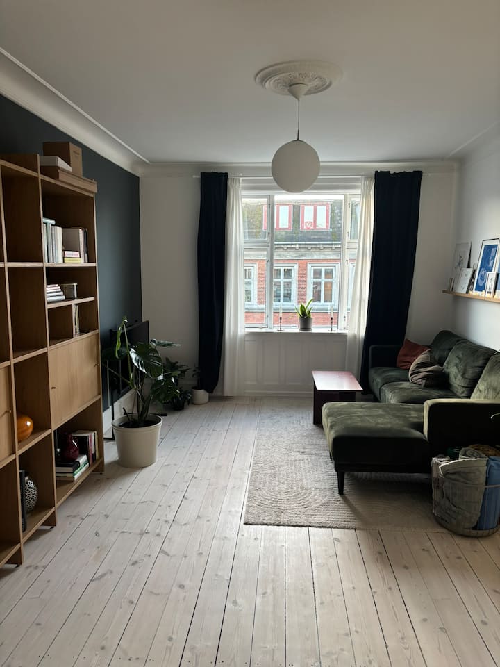 Entire Apartment With Large Balcony In ØSterbro - Copenhagen