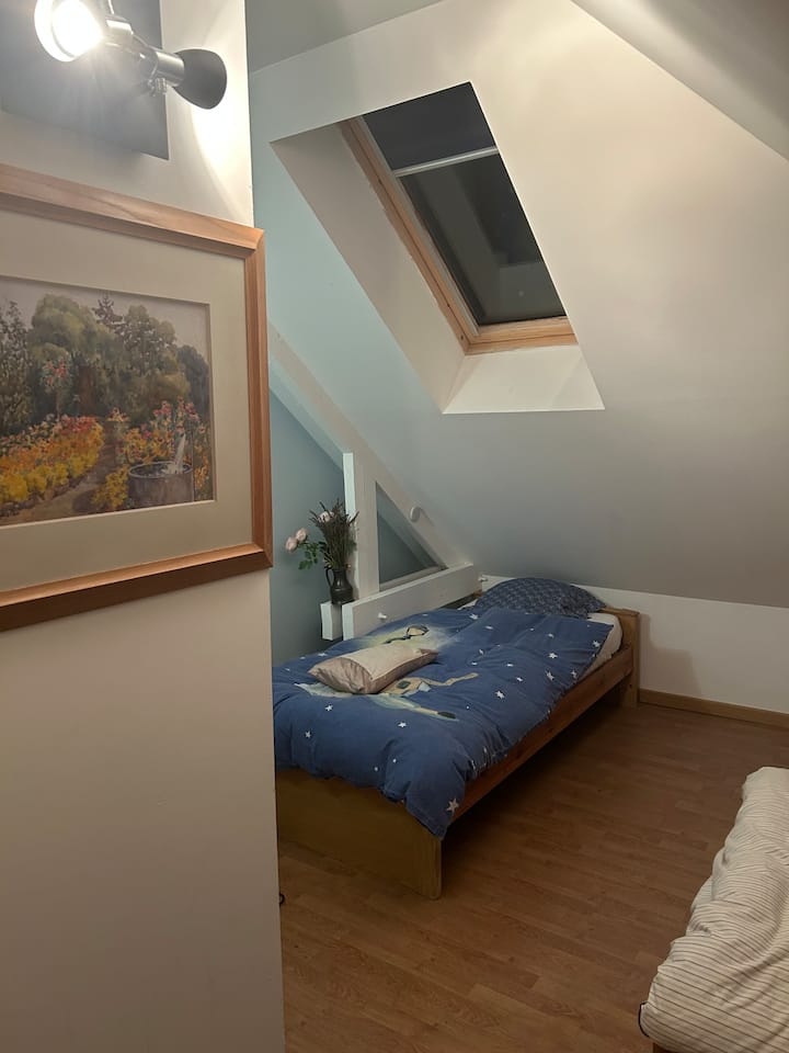 Chambre 2 Lits Dans Un Appartement Avec Cuisine - Stella Plage