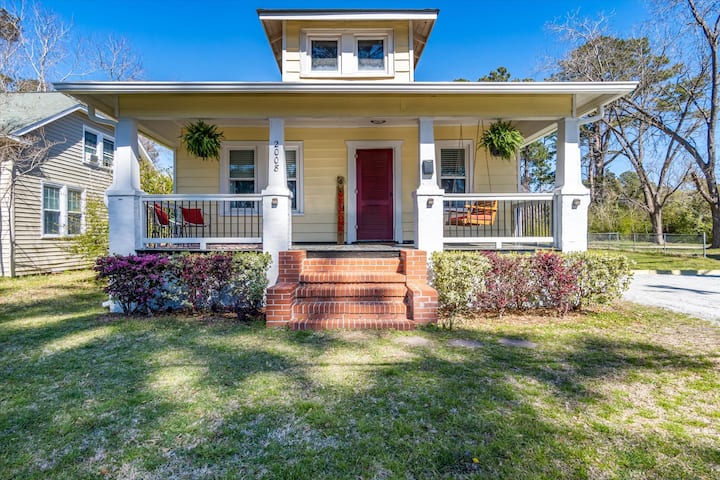 A Beautifully Balanced Bungalow! - New Bern, NC