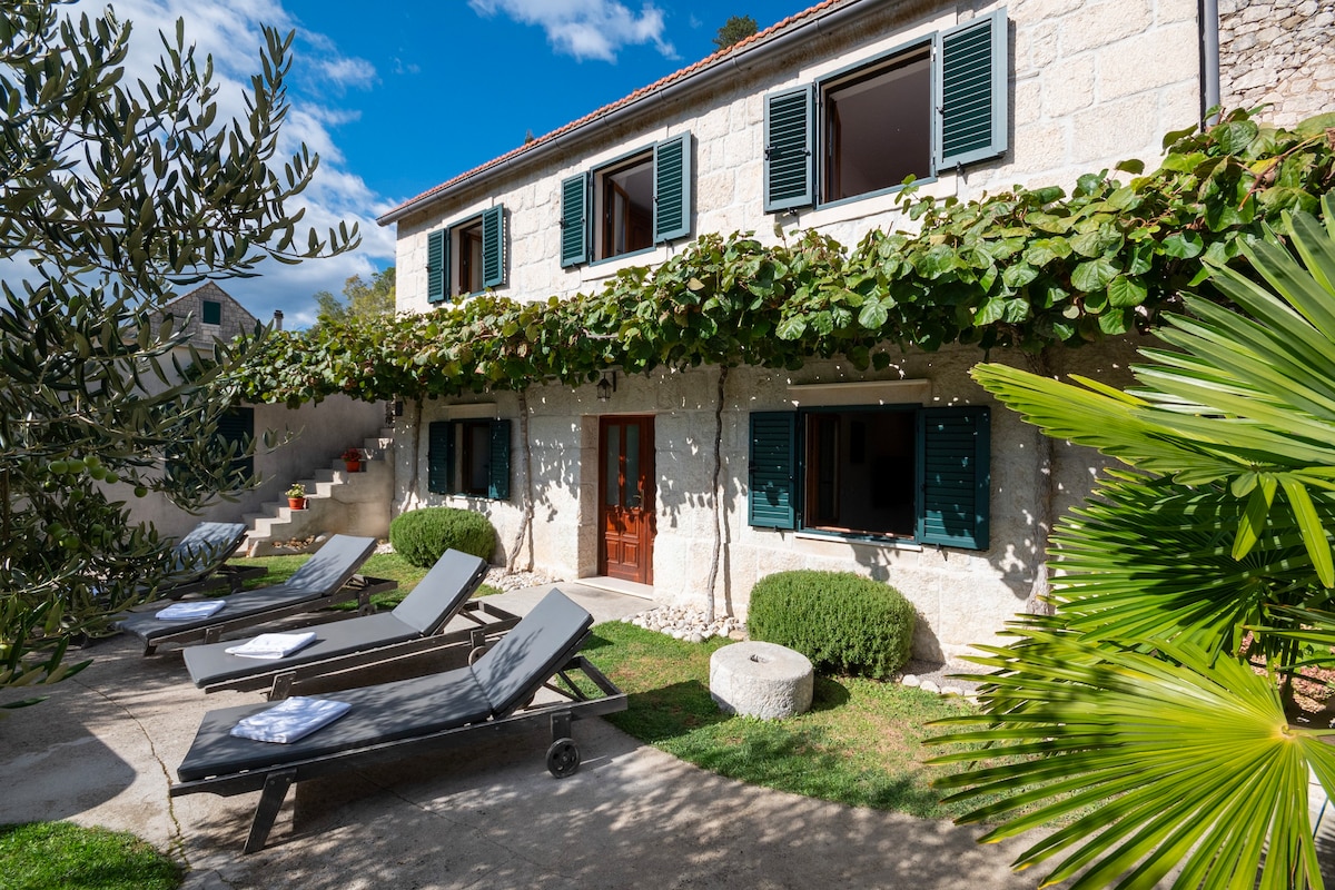 La maison de pierre - Cottages à louer à Podgrađe, Comitat de Split-Dalmatie, Croatie - Airbnb