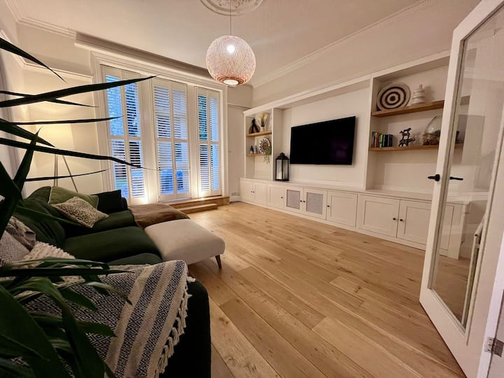 Family-friendly Bournemouth Retreat With Hot Tub - Bournemouth