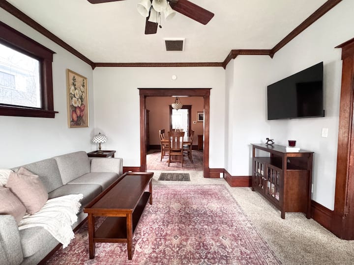 Craftsman • Near Downtown, Perry • Hot Tub - Spokane, WA