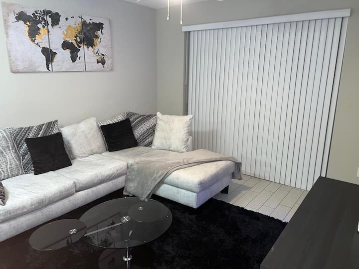 Garden Estate - Miramar, FL