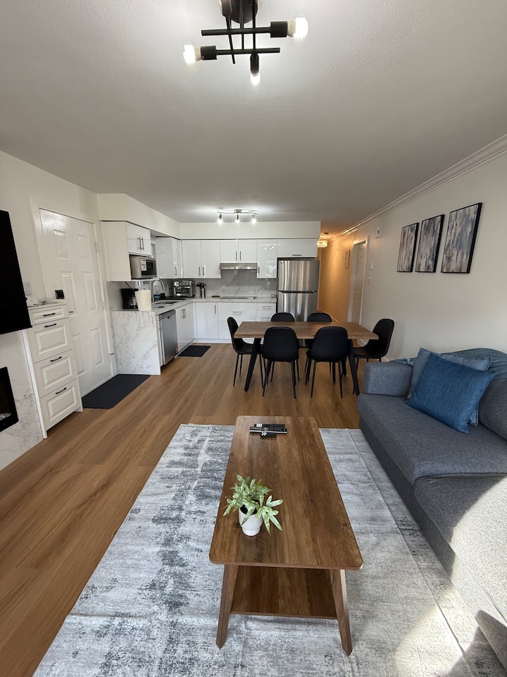 Modern 2br Garden Suite • Near Joyce Skytrain - Vancouver