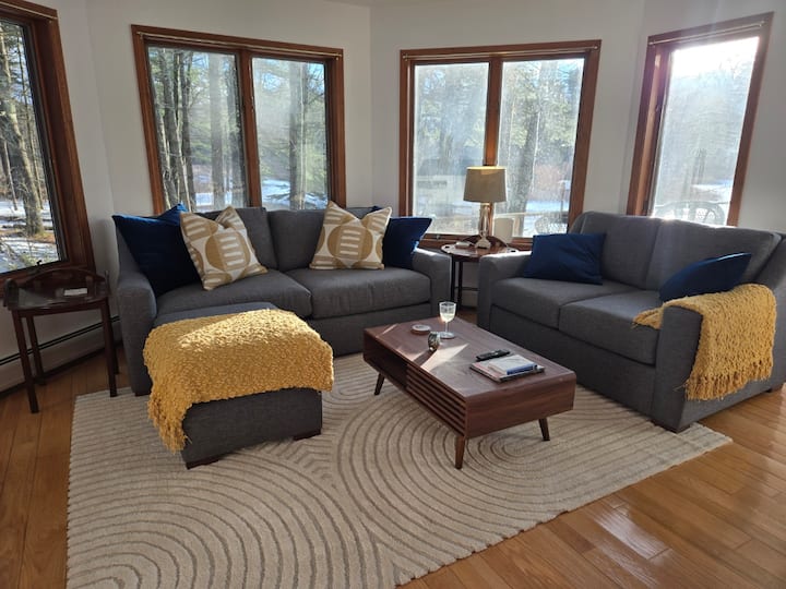 Lakefront Home With Kayaks, Sauna & Firepit - Granville, NY