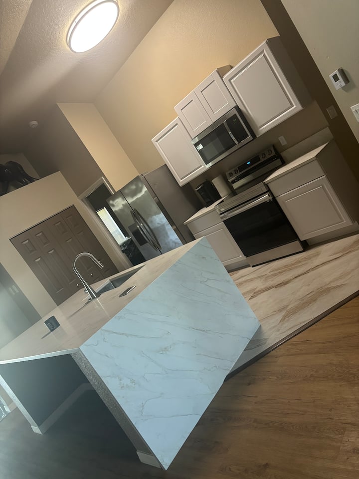 Orlando Getaway 3/2 Close To Theme Parks - Orlando, FL