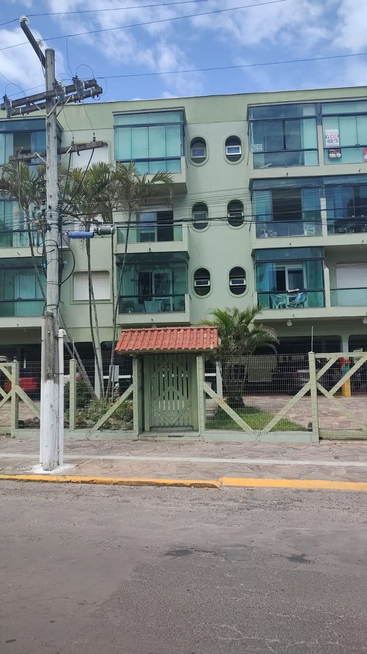 Apto Compacto Com Estilo, No Coração Da Cidade. - Tramandaí