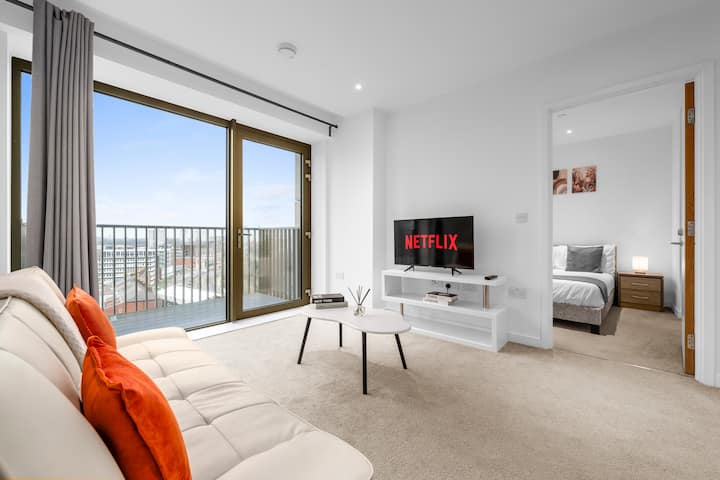 Manchester City Centre 2 Bedroom Luxury Apartment - The Lowry