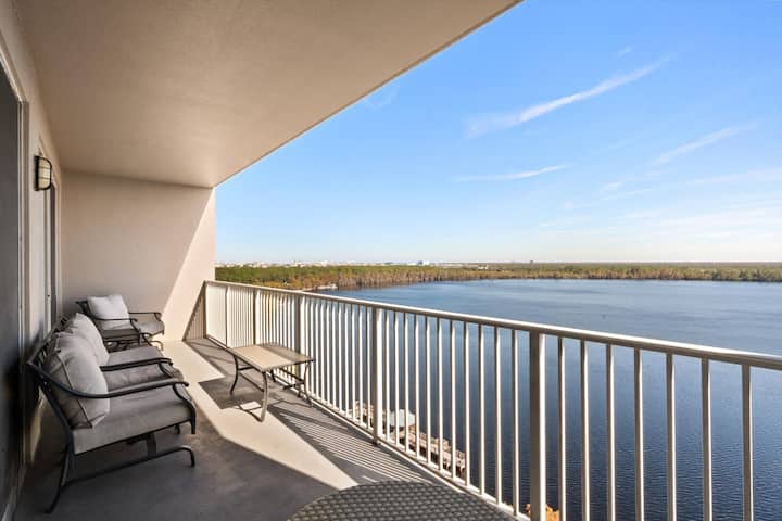 Unique Lake Condo- Top Location! - Lake Buena Vista, FL