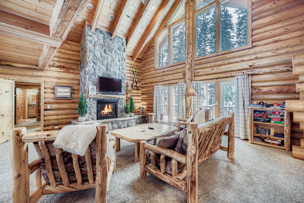Breck Home • Sleeps 8 • Spa - Houses for Rent in Blue River, Colorado ...