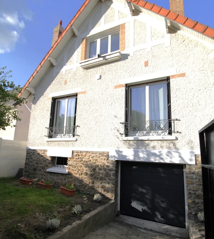 Maison Située à Gagny à 2 Min à Pied Du Rer E - Saint-Maur-des-Fossés